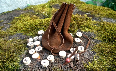 Jogo das 3 Runas do Somos Todos UM